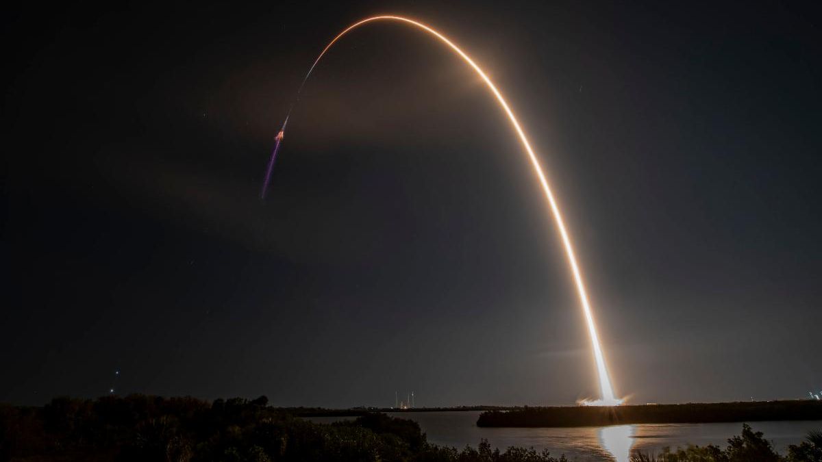 ⭐️ The Luminous, Hot Star Wolf-Rayet 124