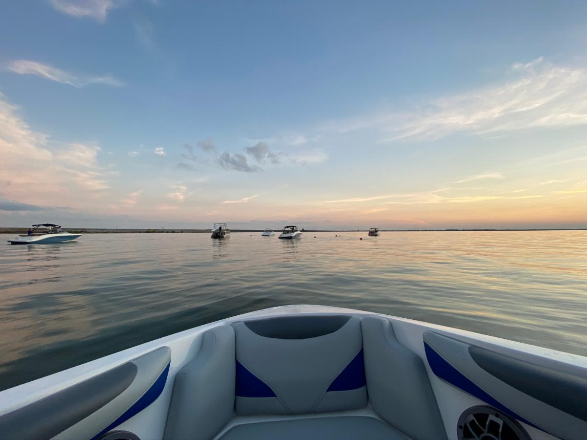 Freedom Boat Club Dallas April Newsletter