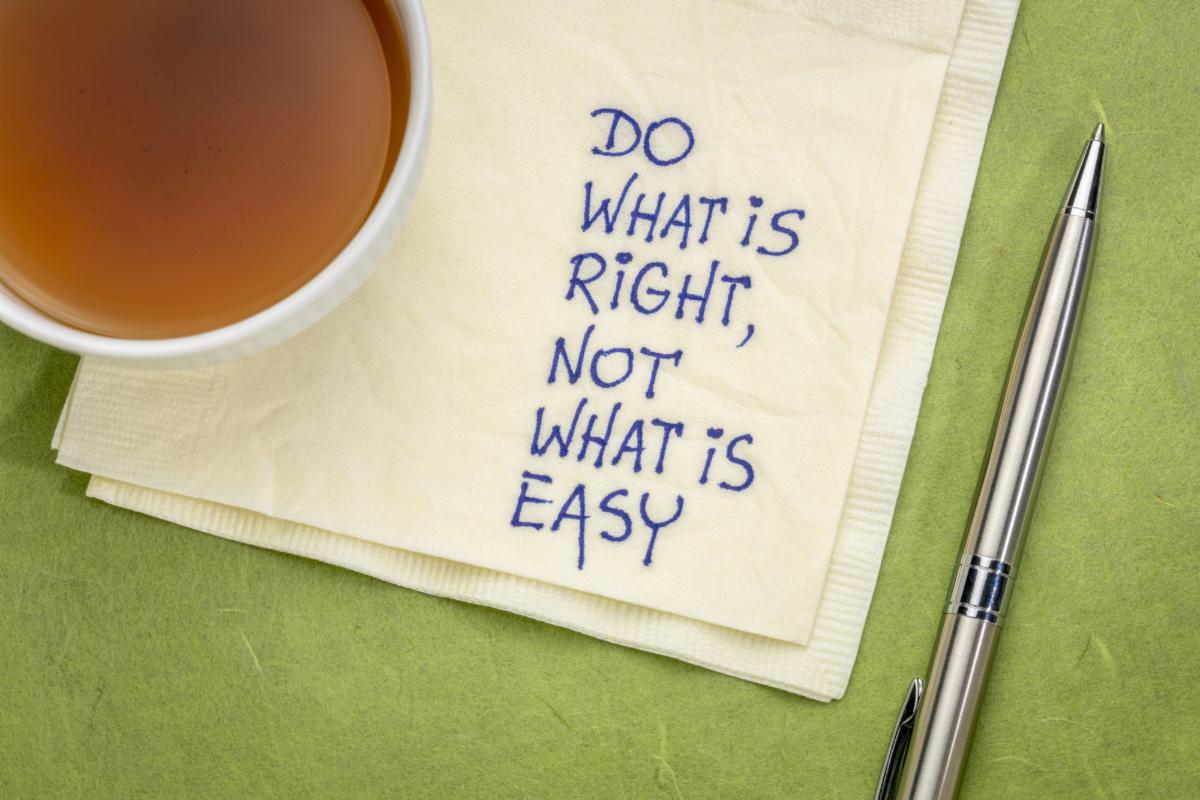 Compass Peer Groups Monthly Memo - Ethics - ICMA and the Real World