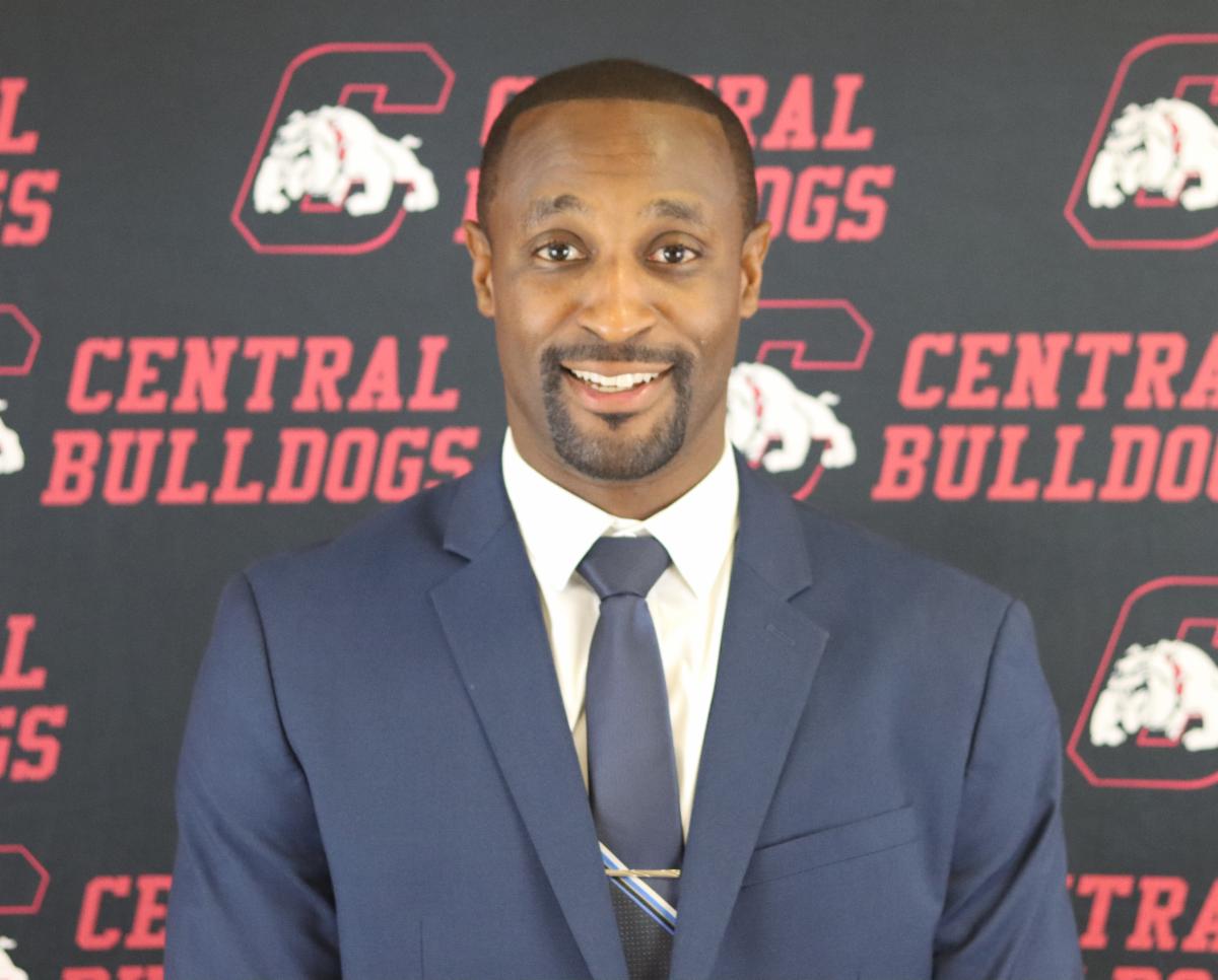 Central High School Bulldogs Staff Letter