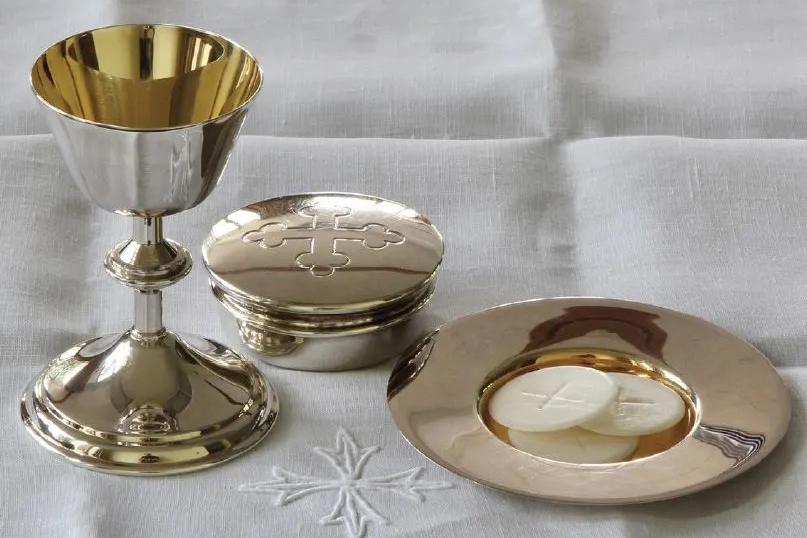 "Remembering Who We Are" | Sunday Celebration | Rabbi Charnov To Visit ...