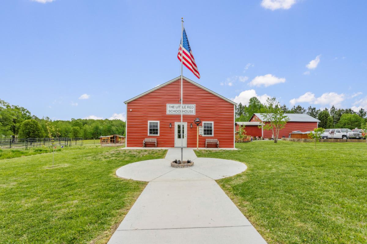 Every Parent (and Teacher) Needs to Know About "The Little Red Schoolhouse"