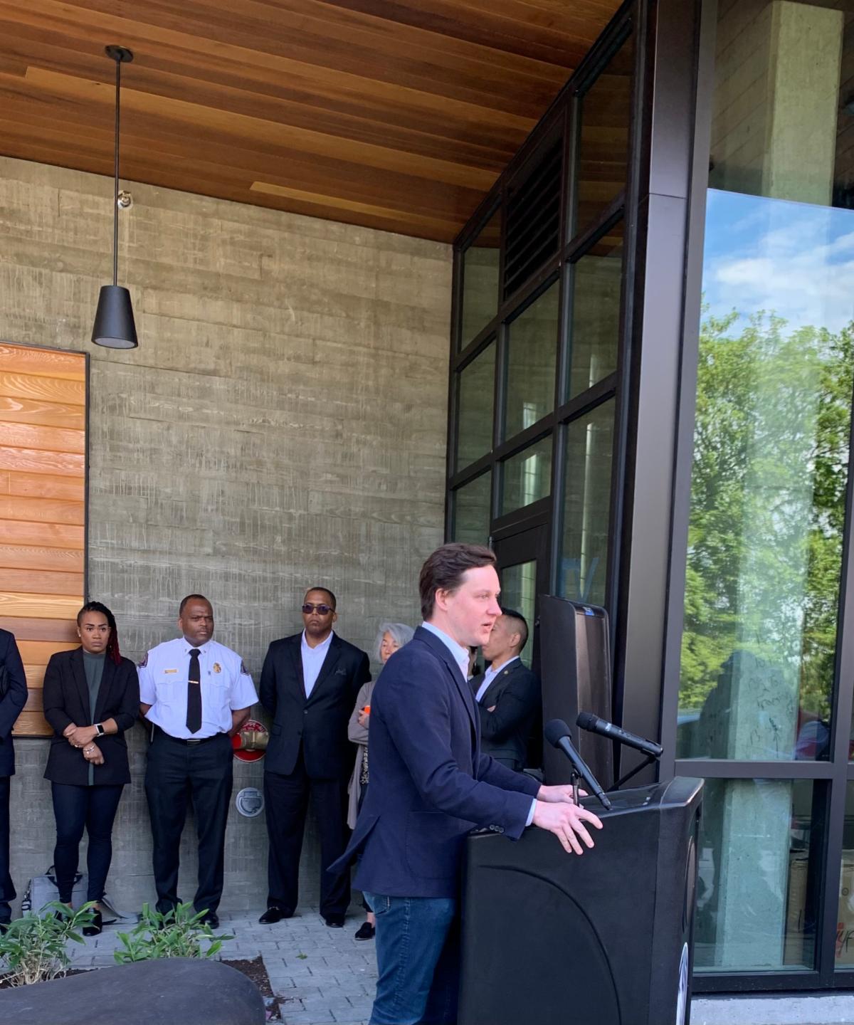 Mayor Harrell Announces LIHI Acquisition of Dockside Apartments ...