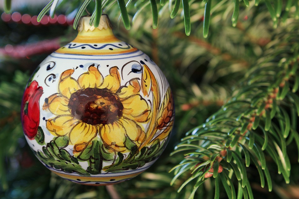 Experience luxury with our New Italian Christmas Ornaments - On Sale Now