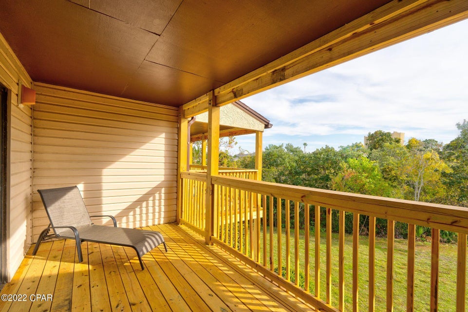 Portside Resort J3 - Available to show all weekend!