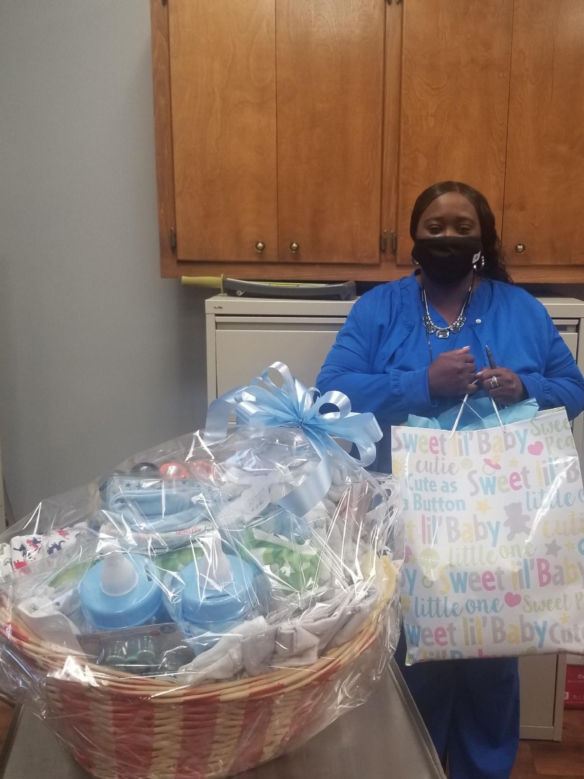 Open Enrollment, Heartwarming Good News Stories, COVID Alerts & Kudos