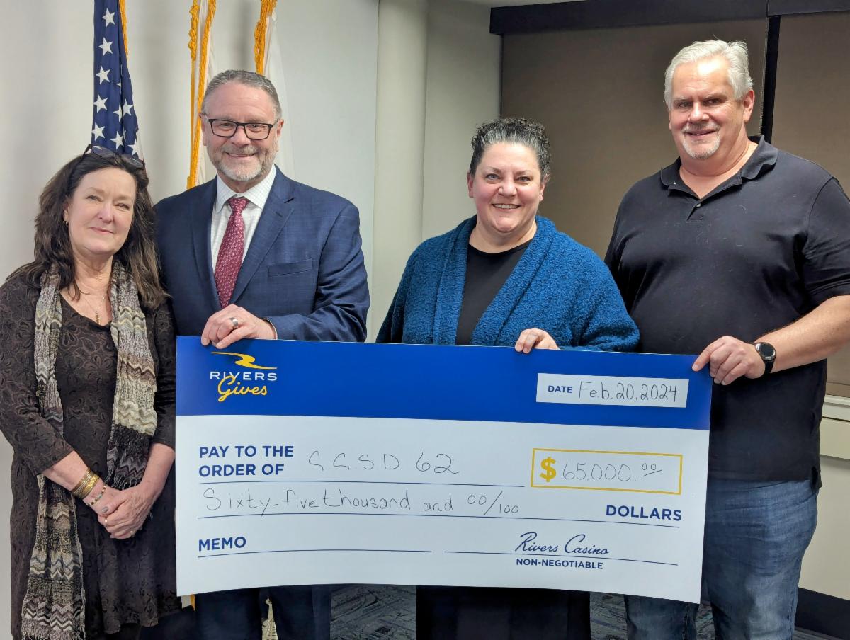 Rivers Casino awards $65,000 grant to District 62