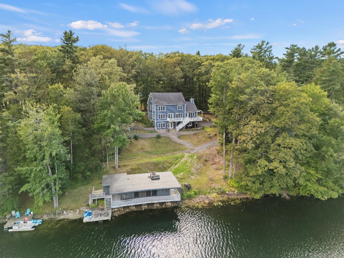 5BR Waterfront Home on Mt. Williams Pond | 116 Martin Rd, Weare NH ...