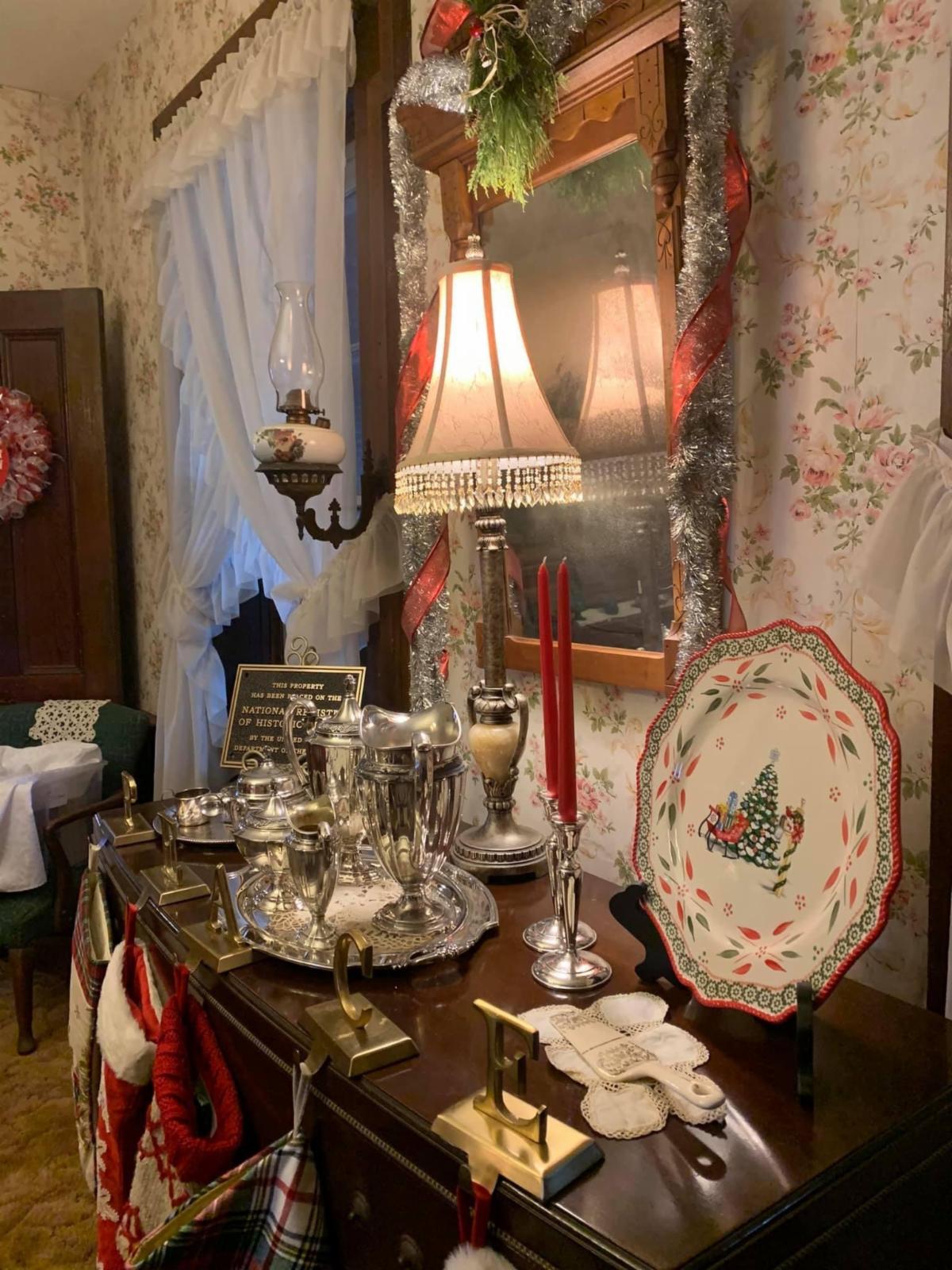 Short Video of our Early 1900's Vintage Holiday Postcards Corron Family ...