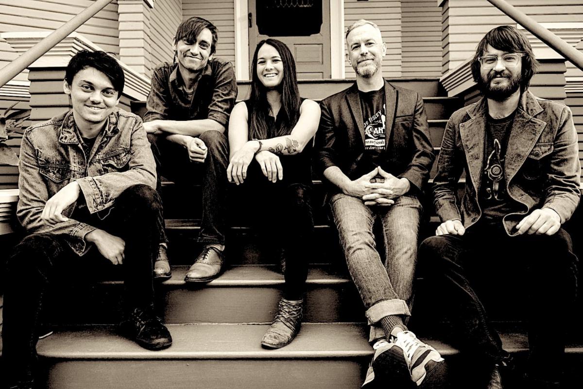 AJ Lee & Blue Summit