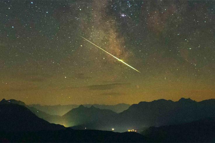 See These Meteor Showers in 2026, Plus Tour Tonight's Brightest Stars