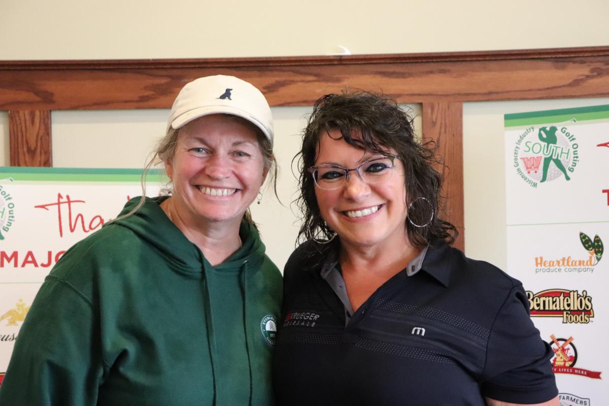 Weekly Special: Golfing in the Rain * The Expo is Next!
