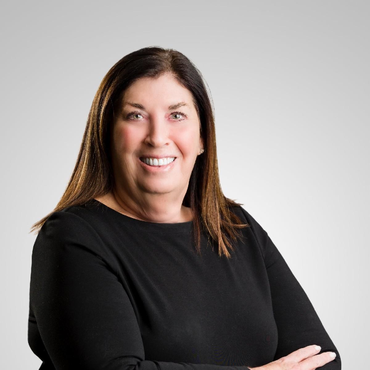 Two Firm Associates Win MassMutual Platinum Service Award!