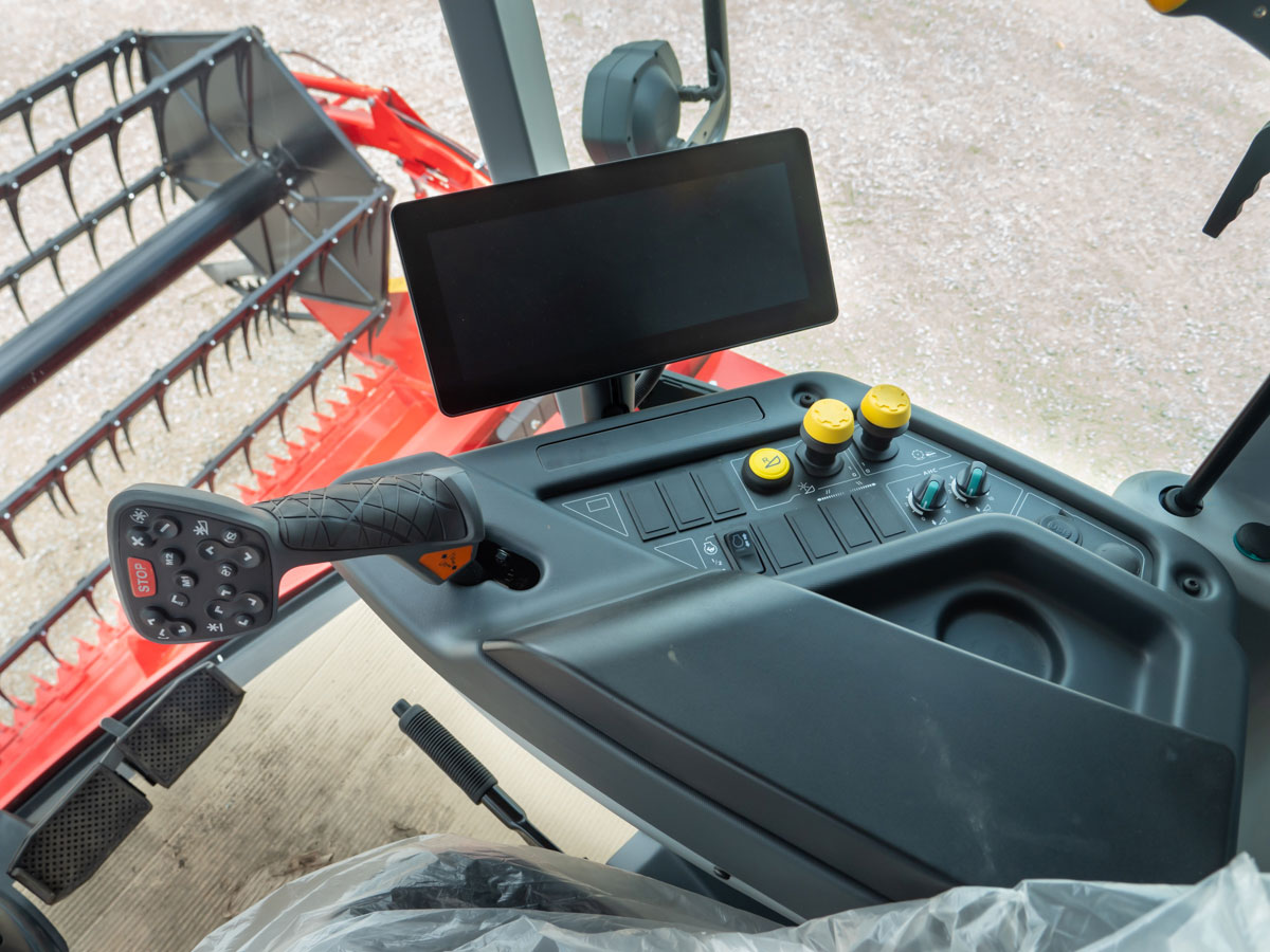 Kincaid Comia Combines best in the field for Foundation Seed Groups