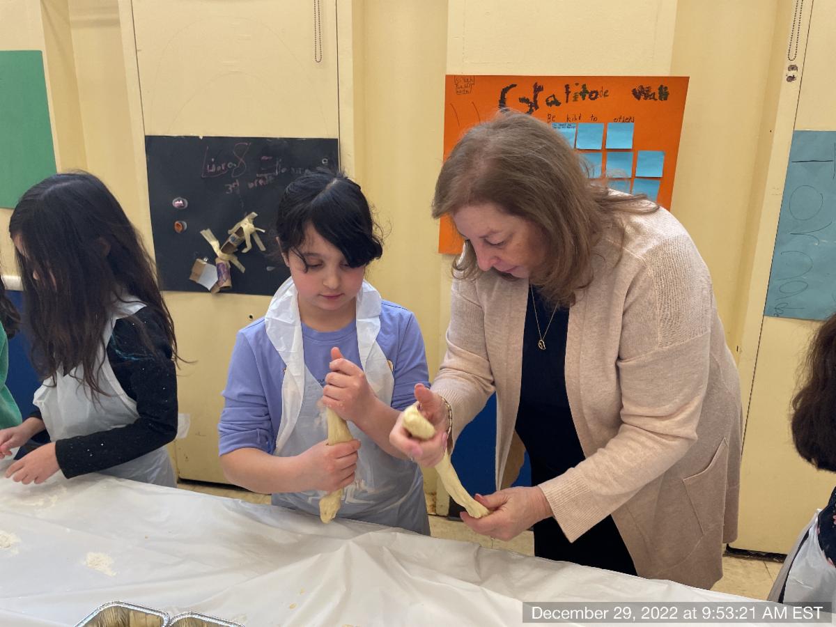 Mercaz Academy Tzitzit Workshop