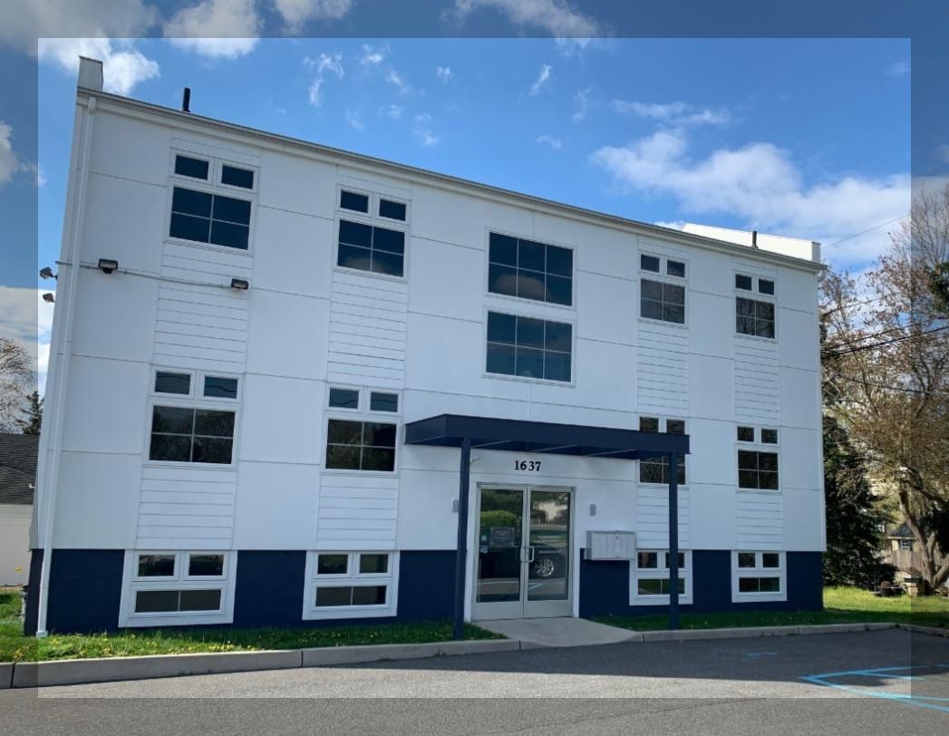 Investment! 100% Occupied Office Building