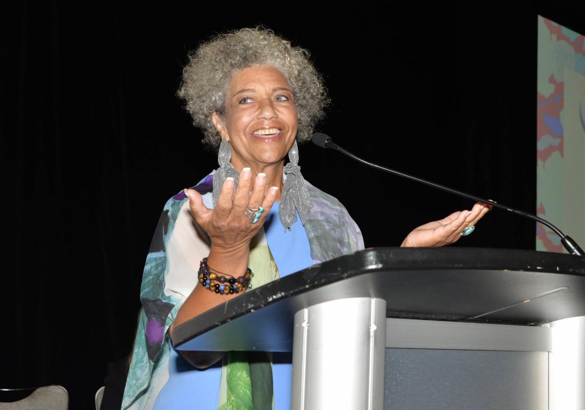 IMPORTANT MESSAGE: We Remember DeAnne Connolly Graham ️