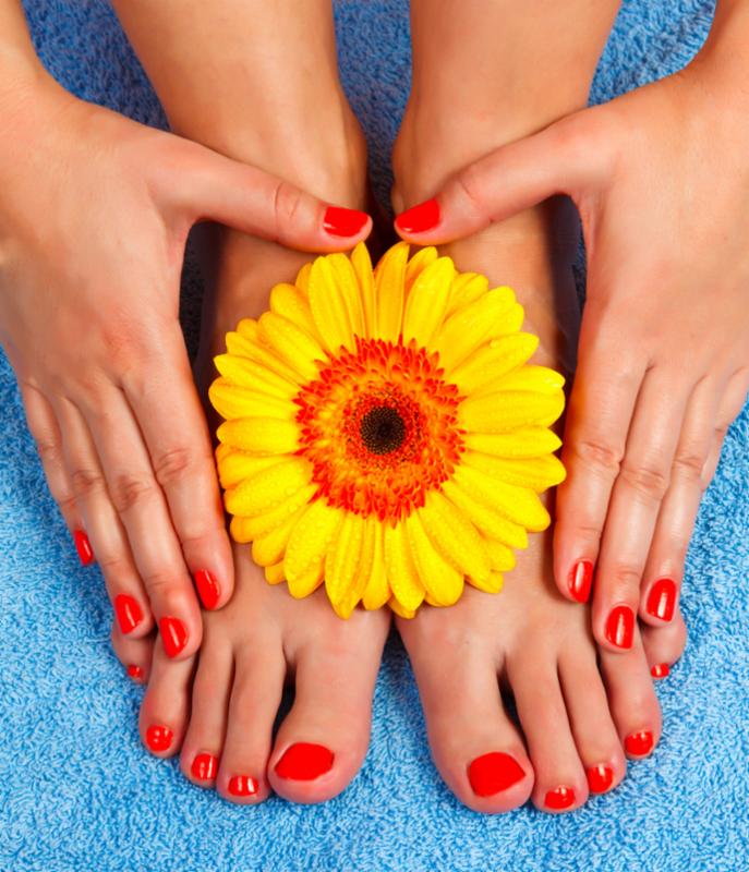 Summer's Here, some tips for a great one for your feet