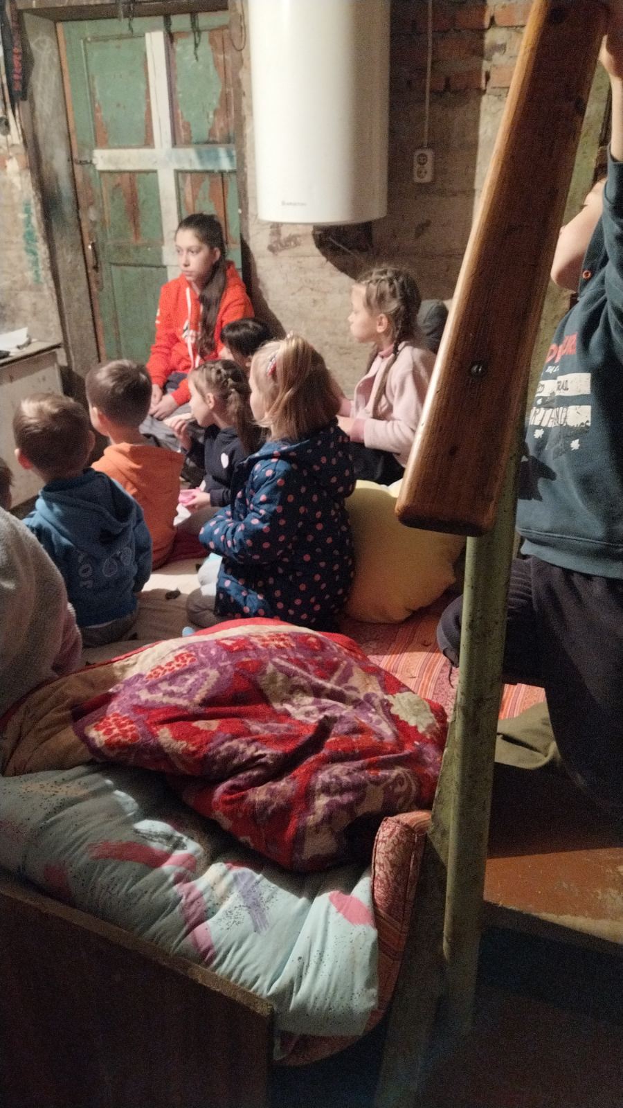 Operation Renewed Hope - DEREK AND JULIE THOMAS EASTERN UKRAINE