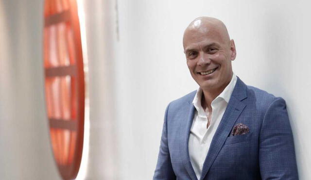 ESTRATEGIAS DE AMERICA TV PARA CRECER EN EL MERCADO INTERNACIONAL...