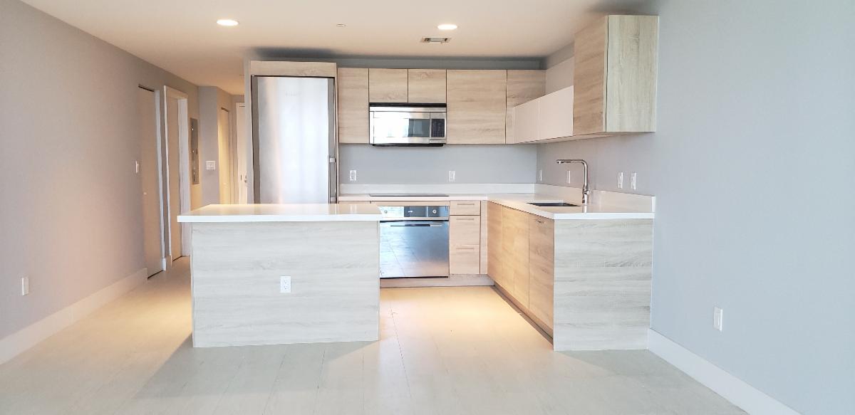 Nice Condo at The Harbour Miami