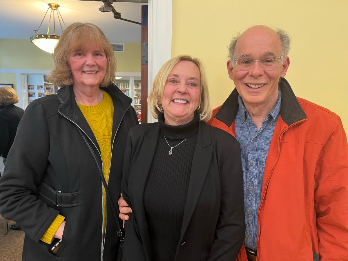 Dogs, Lynch party pics, arts-culture grants