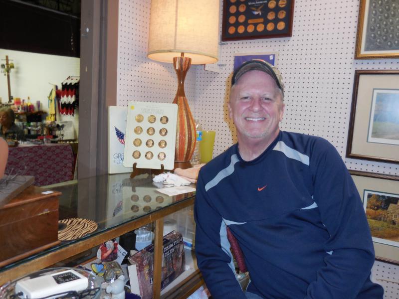 Zerns Holiday Tributes