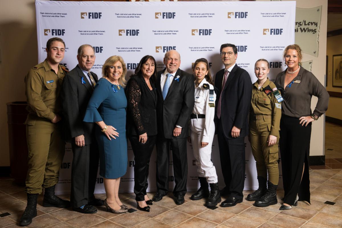FIDF South Texas Community Honors 3 Active-Duty Soldiers at Annual Dinner