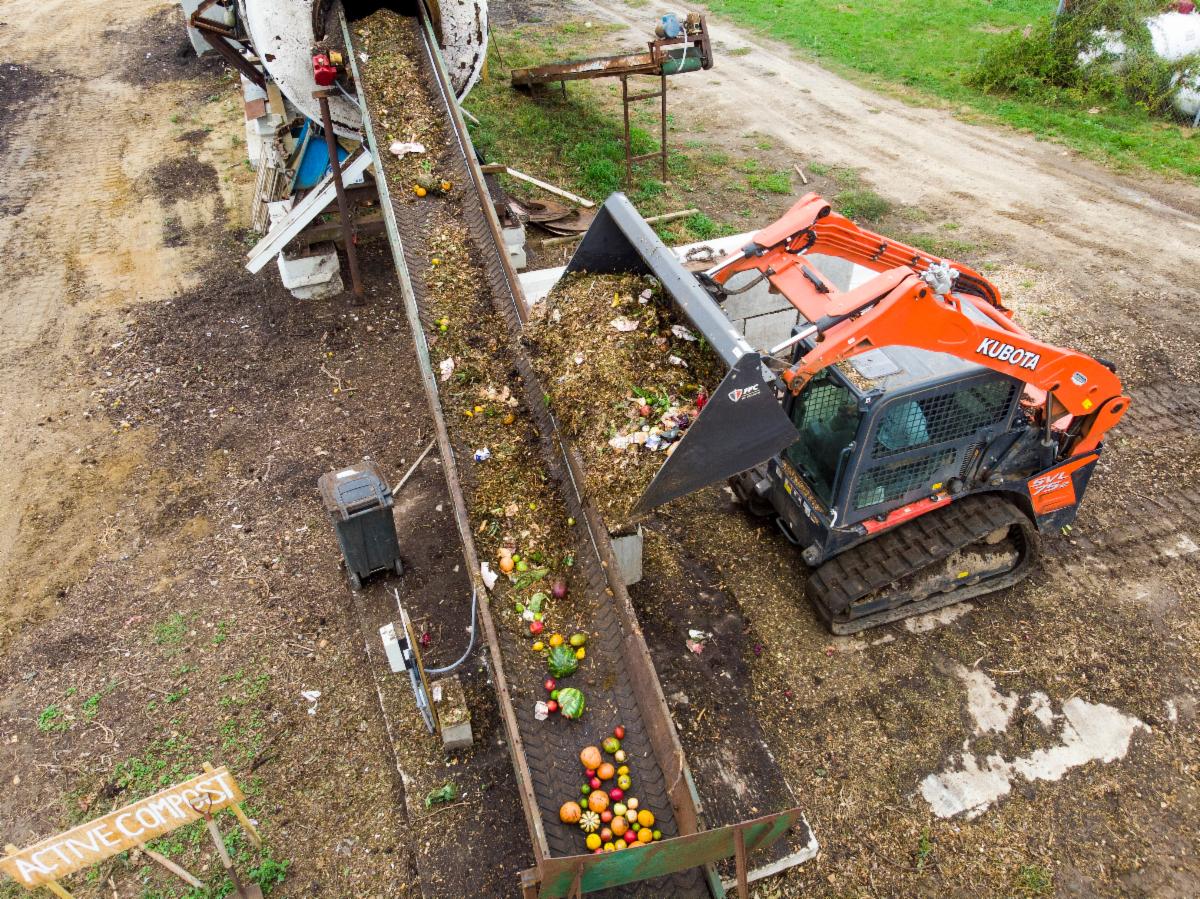 Food Waste Pick Up on the Vineyard is Taking a Pause
