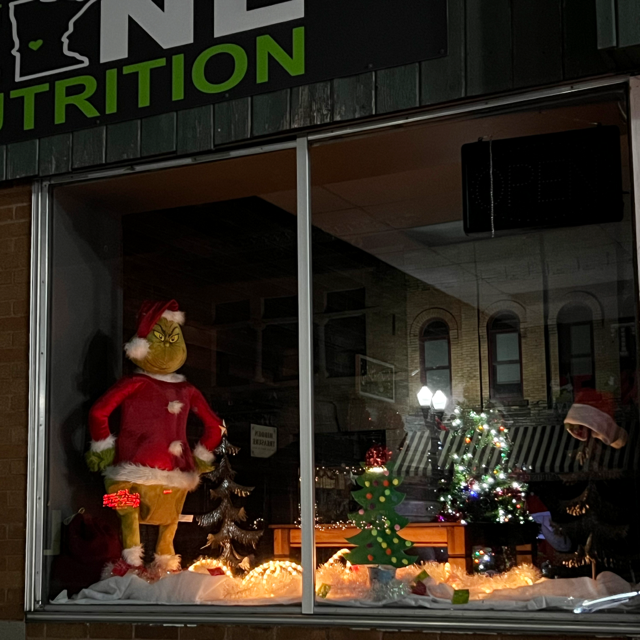 Window Decorating Contest!