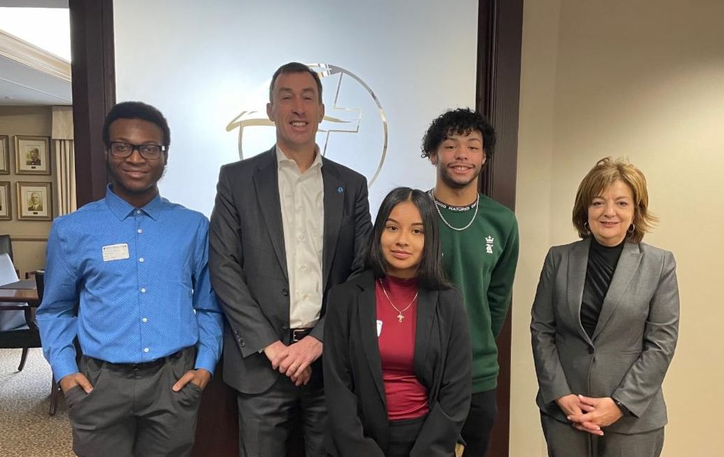 Support Waterbury Promise Scholars!