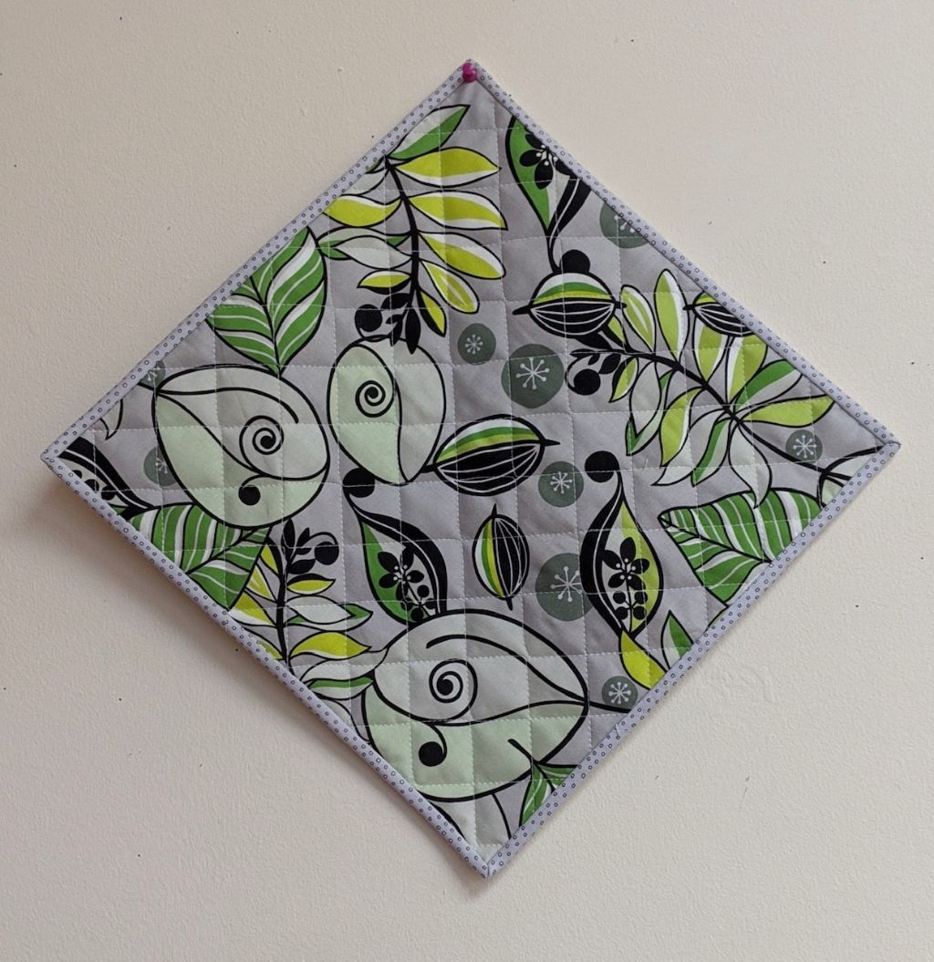 Learn to finish your quilts with beautiful binding!