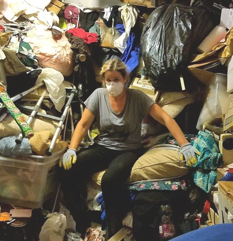 9 Tips for Dealing with Hoarding Situations