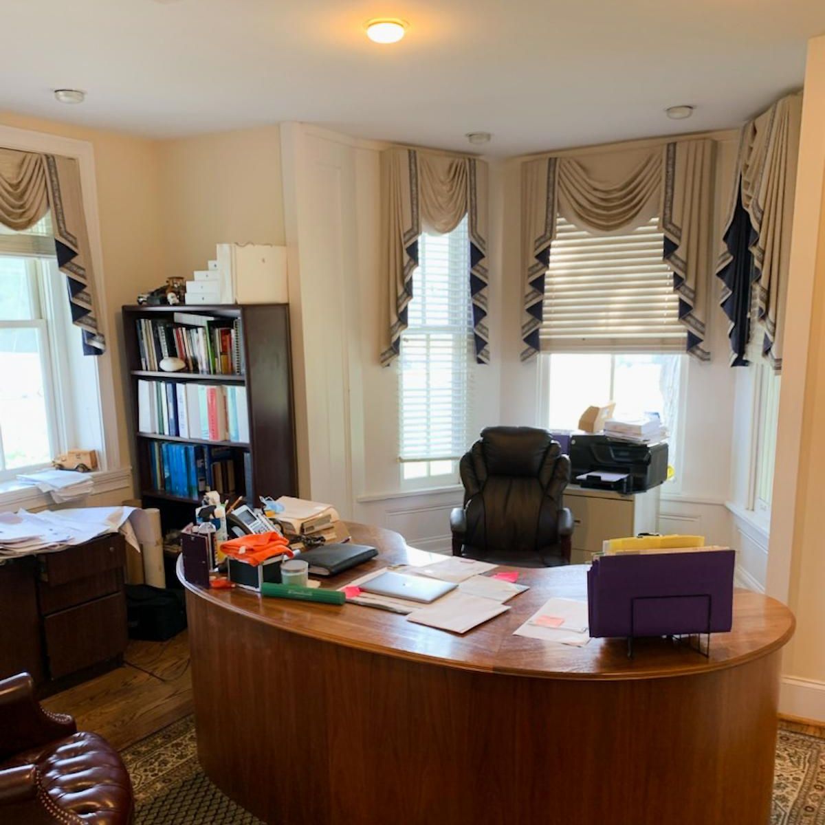 👀 NEW LISTING - OFFICE FOR SALE!