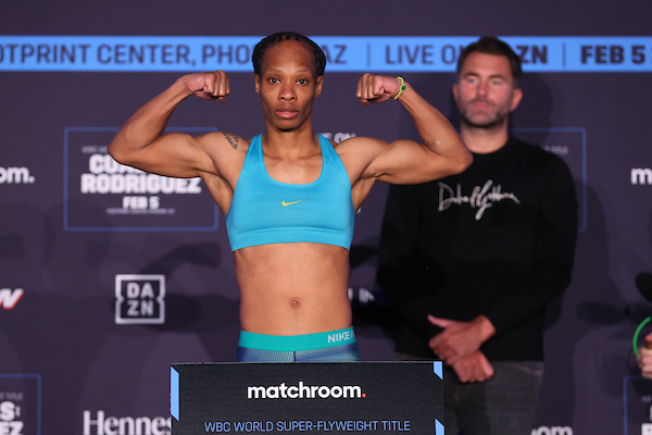 Jamie Mitchell Defends WBA Bantamweight Title against Carly Skelly in ...