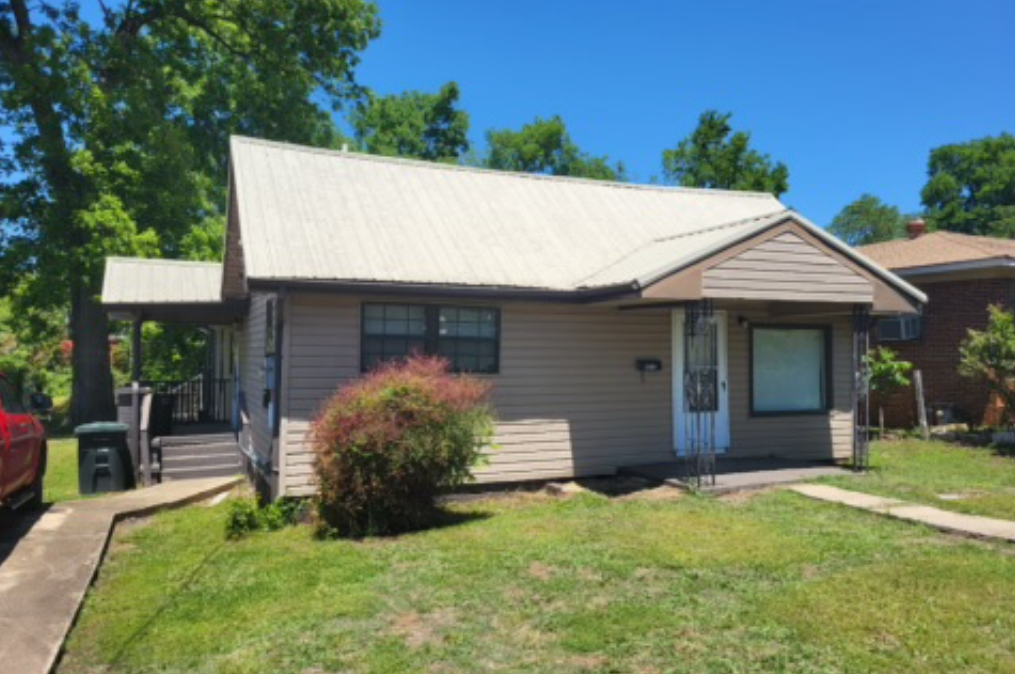 **Fully Renovated Rental (35228)**