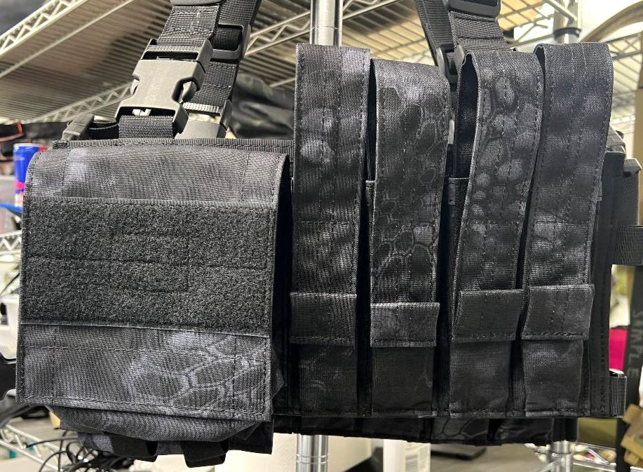 Covert Rigs, Stacked Micros, Sub Gun Micros, Medium clothes Bags and ...