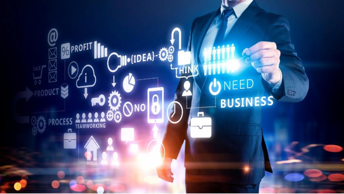 August Learning Lineup: Free Webinars, Expert Bios & On Demand Learning