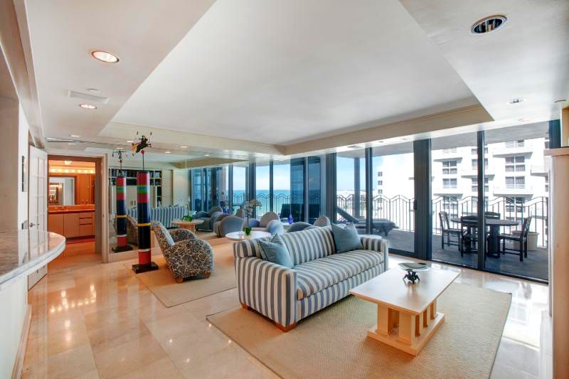 OCEANFRONT - 1500 Ocean Drive Luxury Collection
