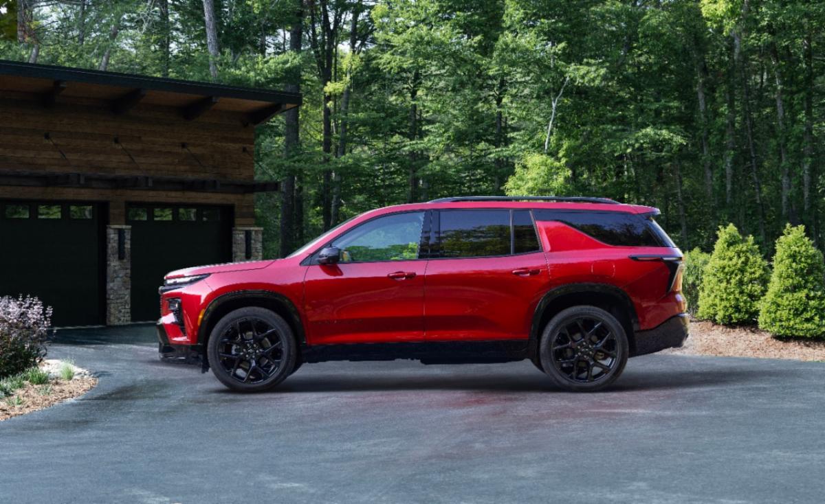 Discover the Safety, Reliability and Space of the 2025 Chevrolet Traverse