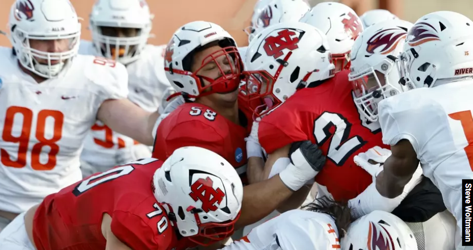 Cardinals Head to Houston for the Stagg Bowl!