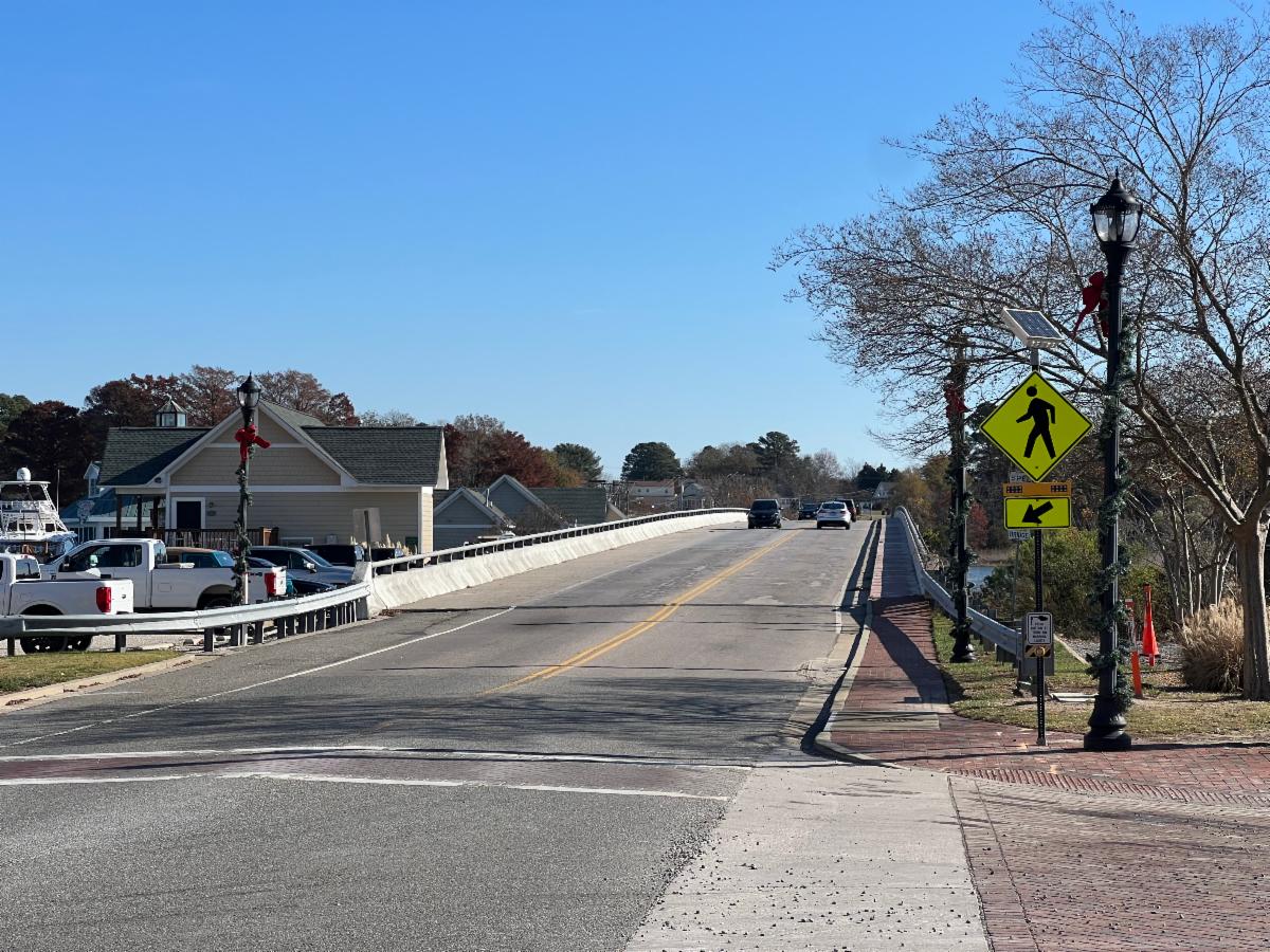 ONE-WAY BRIDGE TRAFFIC SCHEDULED TO BEGIN ON CYPRESS CREEK BRIDGE AS ...
