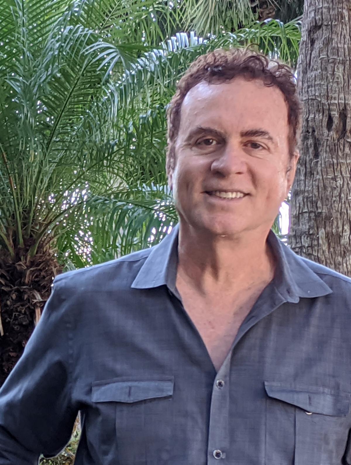 2021 Grammy Winner Jim Kimo West on THE PSYCHIC & THE DOC