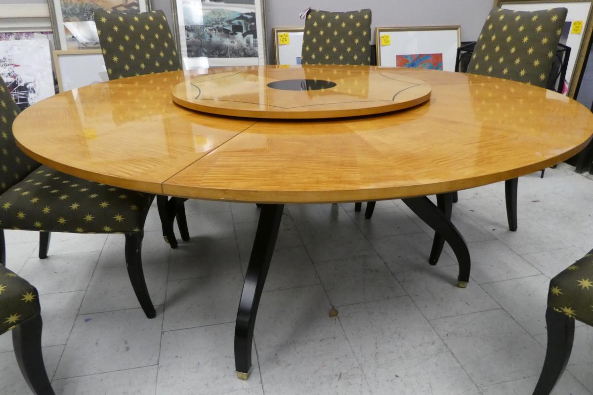 Dynamite décor items!