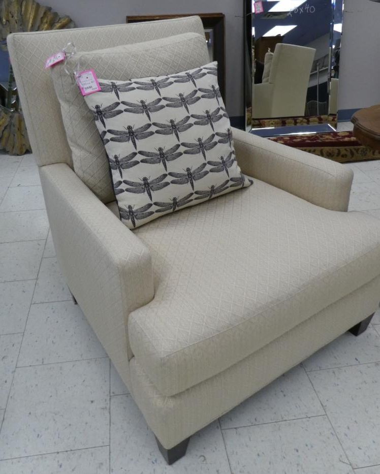 Dynamite décor items!