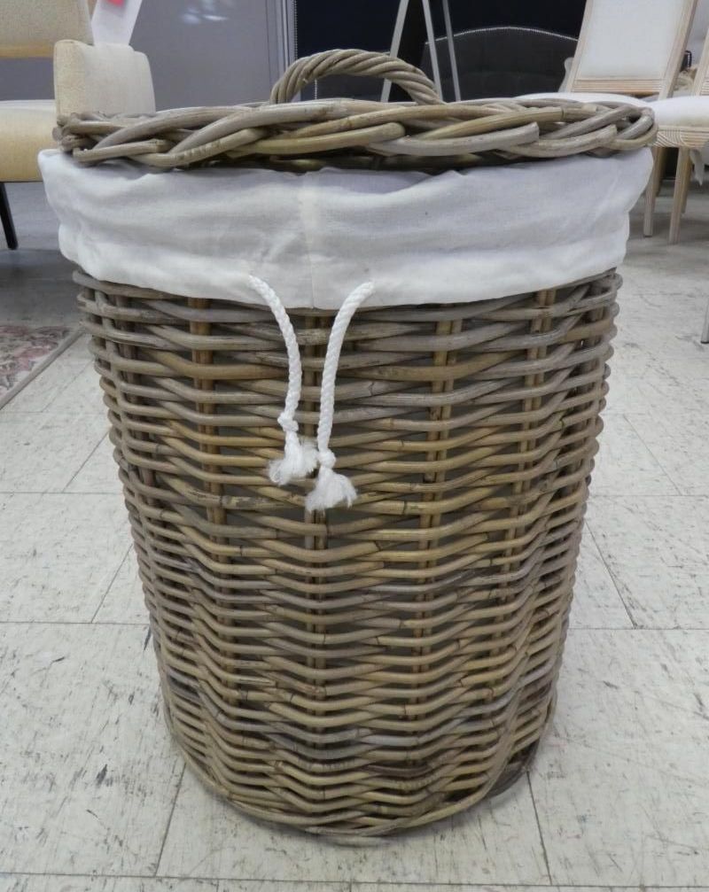 Dynamite décor items!