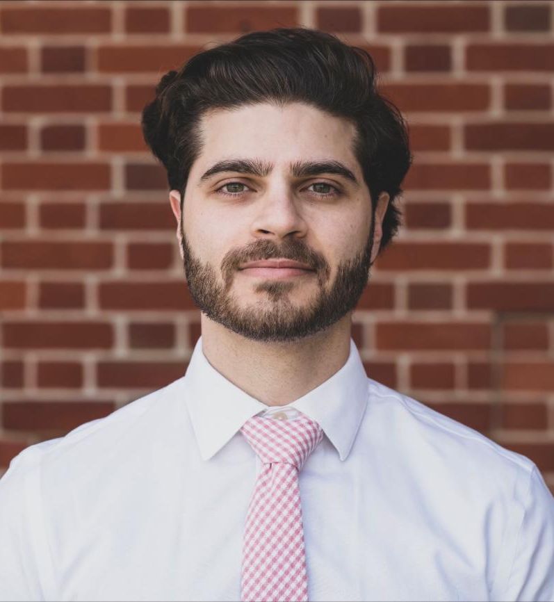 Happy New Year! Start 2022 Off Right With These Financial Resolutions!