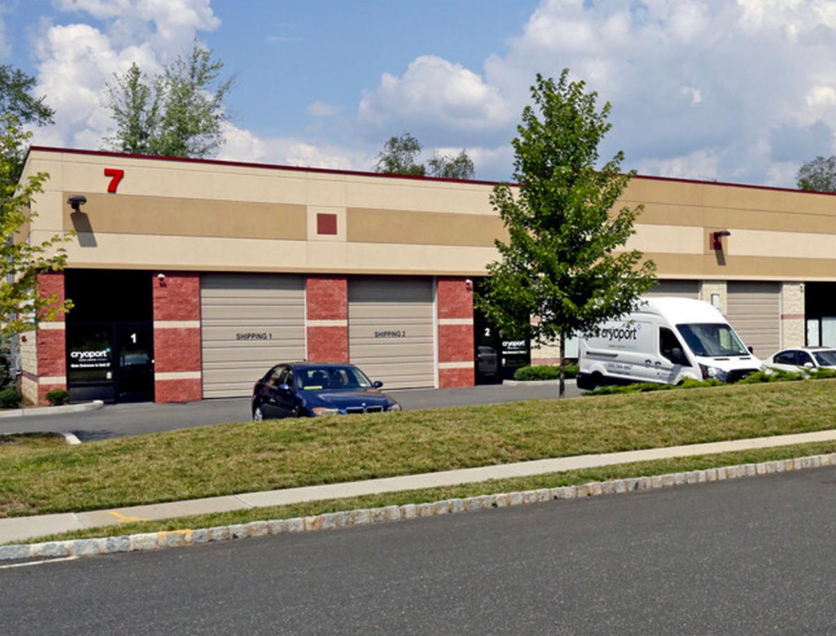 2150 sf Flex Warehouse and 5500 sf Flex Warehouse Available
