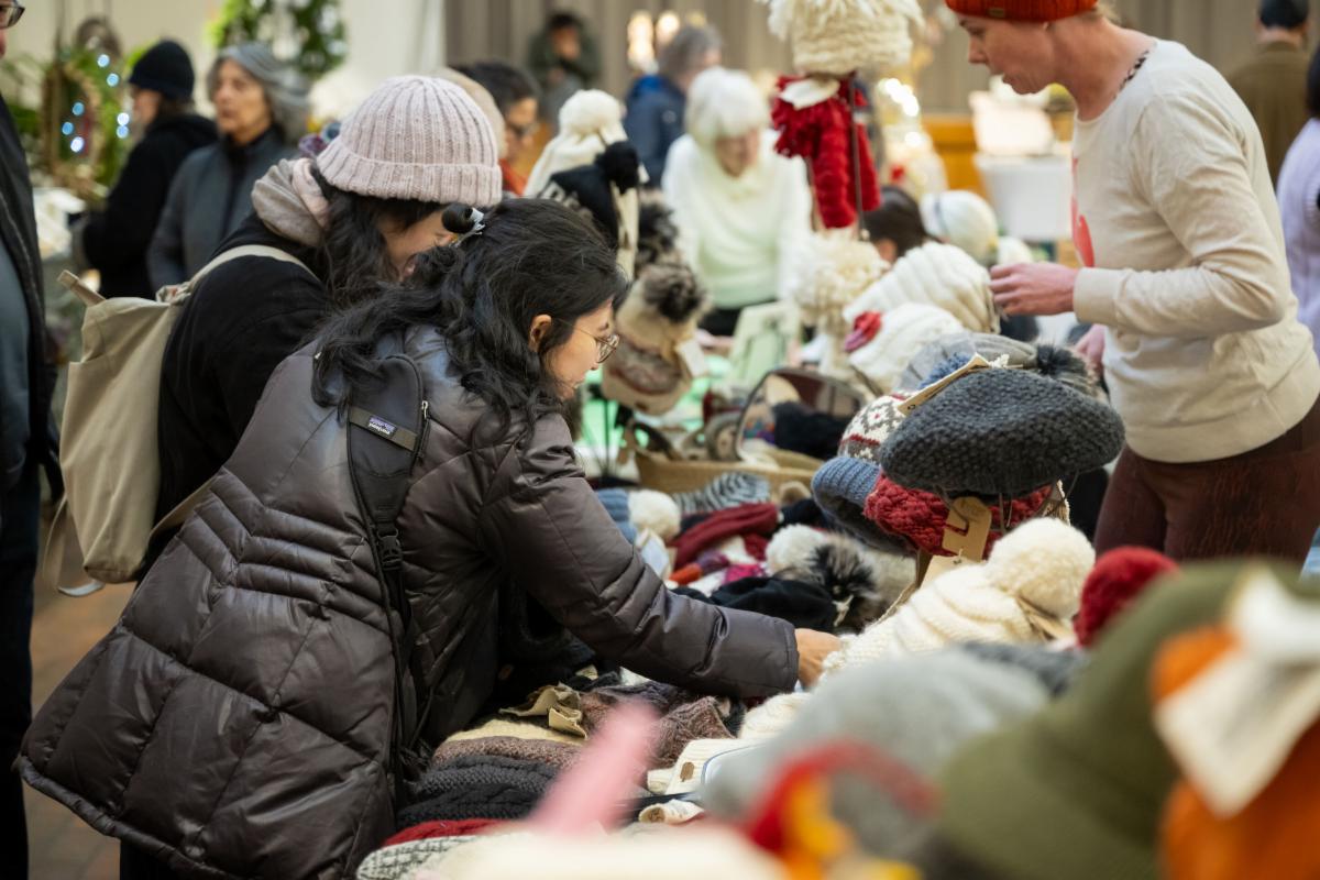 Apply Now: Toronto Botanical Garden Holiday Market