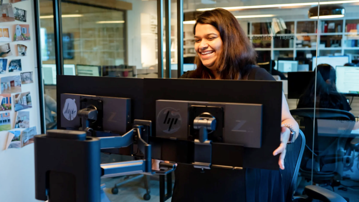 A First Impression of Ergotron’s TRACE™ Monitor Mount and stare-worthy ...